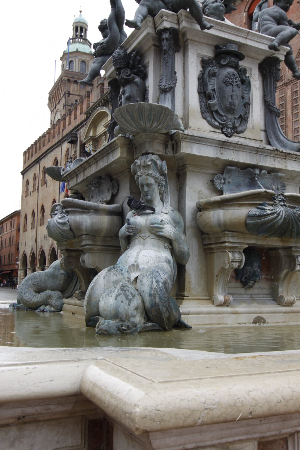 Фонтан в Италии, Болонья | Пикабу